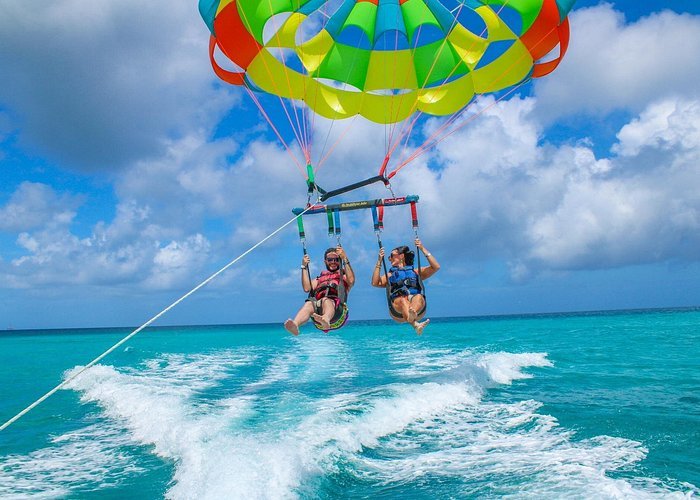 Aruba Parasailing Soar Above The Sky With Breathtaking Views